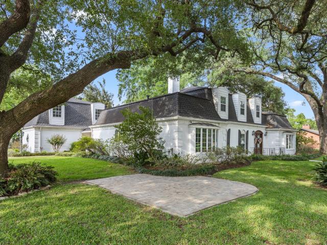 3722 6th Street