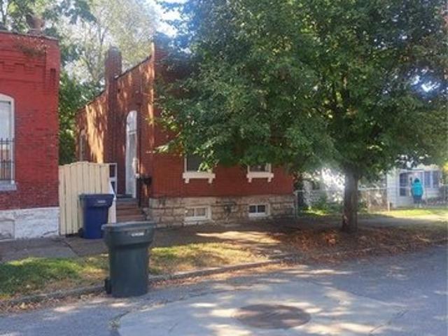 3723 Marine Ave, Saint Louis, MO 63118