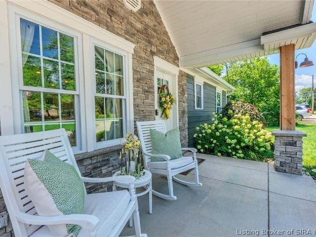 3723 Chapel Lane