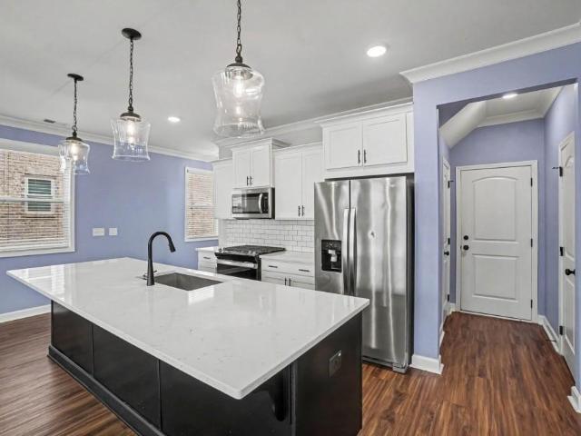 3723 Silvery Way