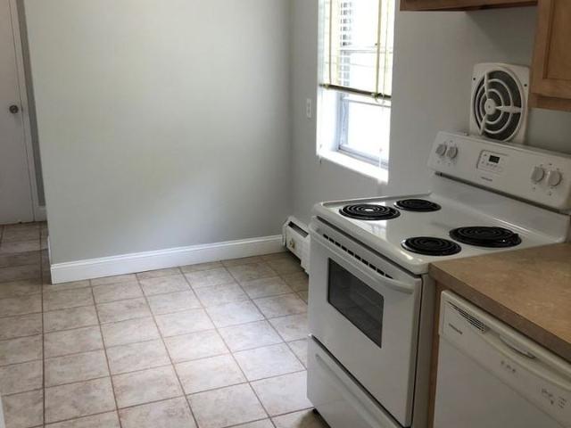 372 378 Park Road 1 Bedroom Apartment for Rent at 372 Park Rd, West Hartford, CT 06119