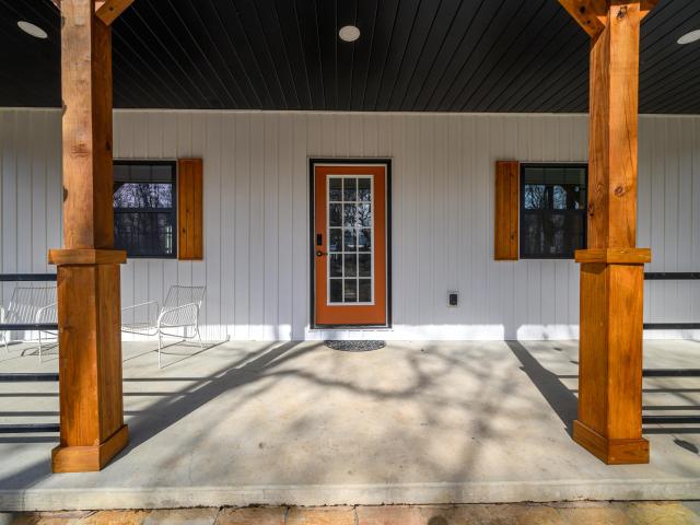 372 County Line Road