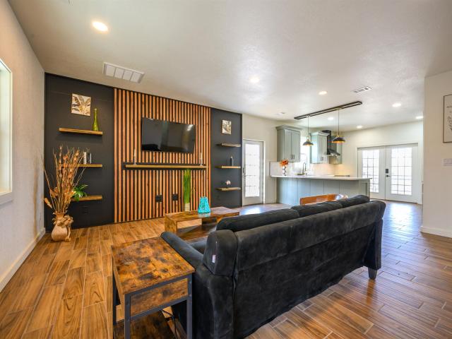 372 County Line Road