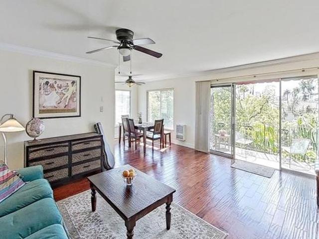 372 Carroll Park E #301, Long Beach, CA 90814