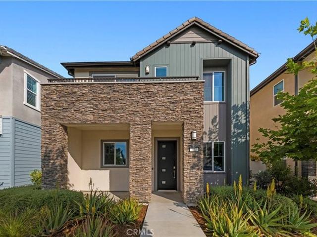 372 Baluster, Irvine, CA 92618