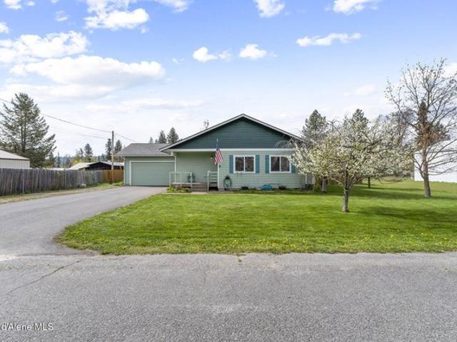 372 Glidden Ave, Priest River, ID 83856