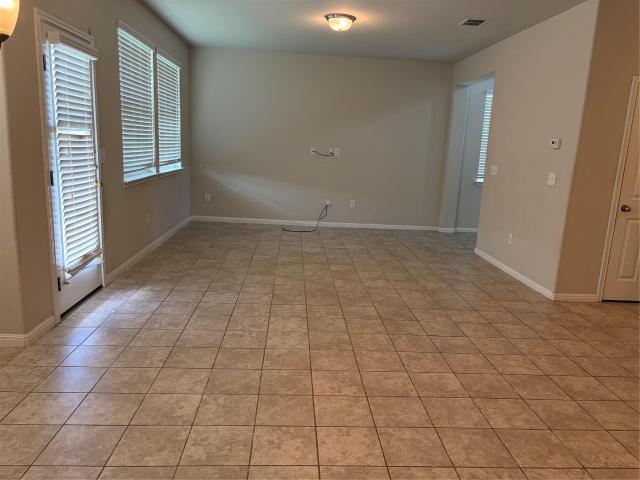 372 Eagle Brook Ln