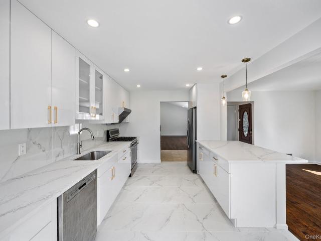 372 Heathcote Road