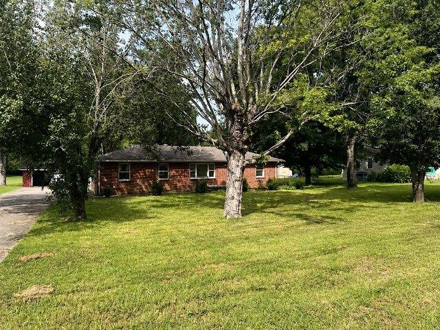 372 Main St S, Brush Creek, TN 38547