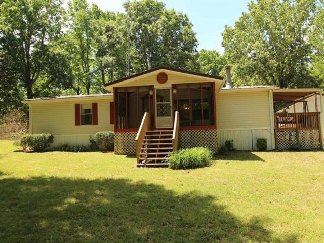 372 Saratoga Heights Rd, Eddyville, KY 42038