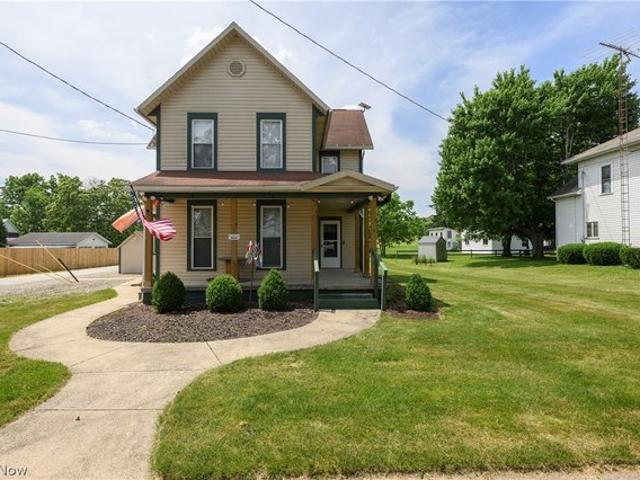 372 Park Ave SW, Bolivar, OH 44612