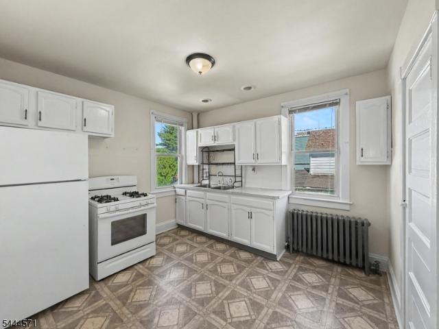 372 Prospect Street Apt 2