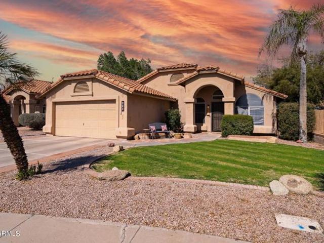 372 W Smoke Tree Rd, Gilbert, AZ 85233