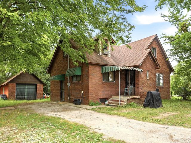 3734 Sheridan Road