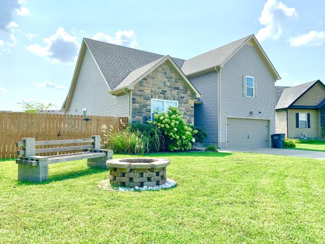 3734 Silver Fox Ct