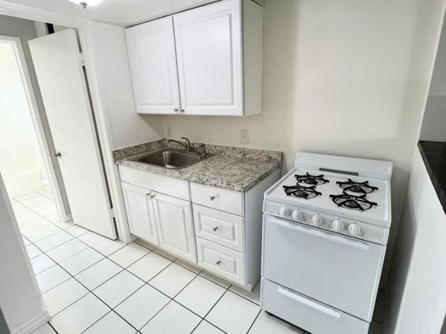 3734 W. El Segundo Blvd 1 Bedroom Apartment for Rent at 3734 W El Segundo Blvd, Hawthorne, CA 90250 East Hawthorne