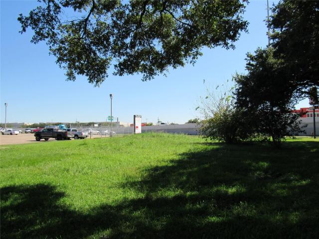3735 Red Bluff Road