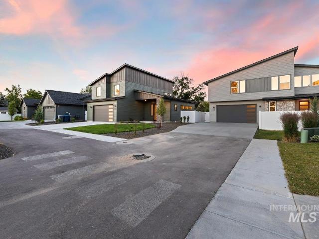 3736 N Jackie Lane