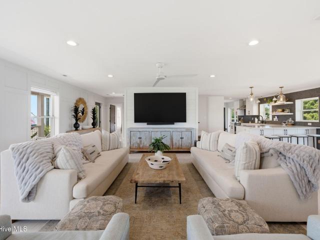 3736 Janiero Road