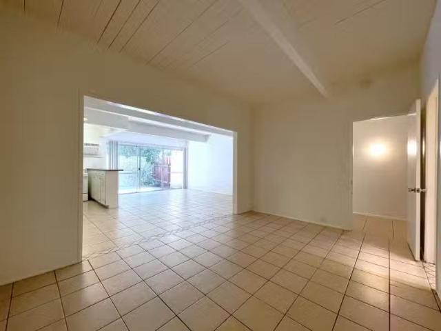 3737 E Calle De Carlos #1, Palm Springs, CA 92264