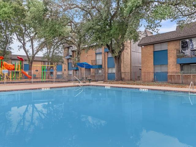 3737 Hillcroft Apartments 2 Bedroom Apartment for Rent at 3737 Hillcroft Ave, Houston, TX 77057 Woodlake Briar Meadow