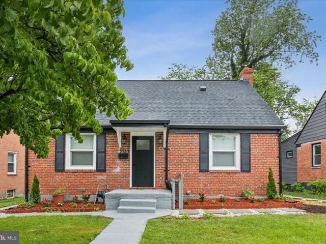 3737 Sylvan Dr, Baltimore, MD 21207