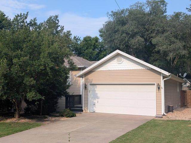 3737 S Oak Ave, Springfield, MO 65804