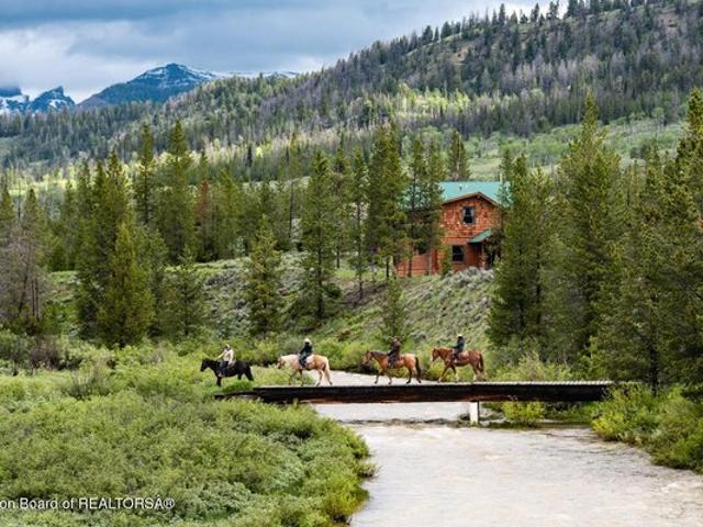 3737 # Us26 # Dubois, WY 82513
