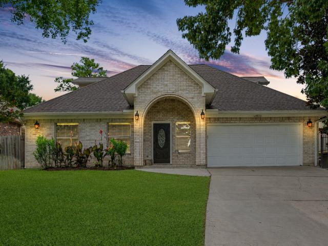 3737 Whisper Walk