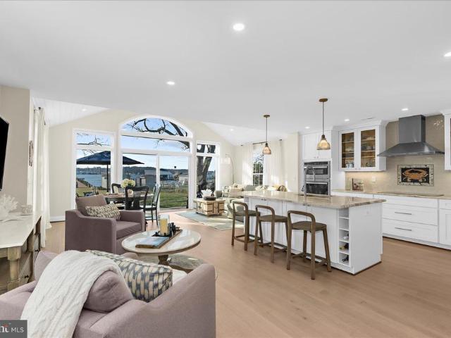 3738 Bay Drive