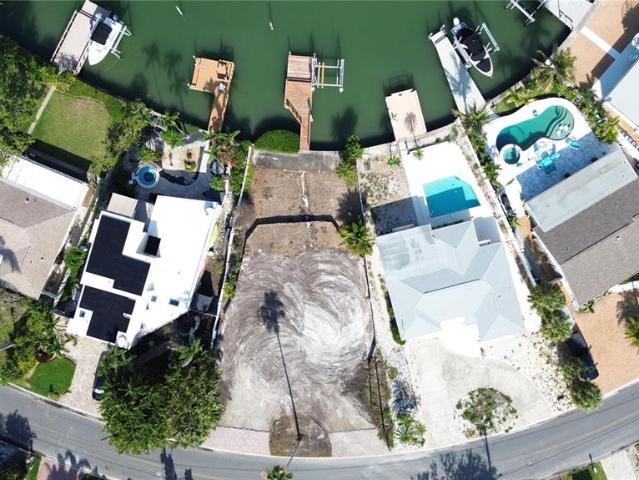 3738 Belle Vista Dr E, St. Pete Beach, FL 33706 | MLS #TB8386