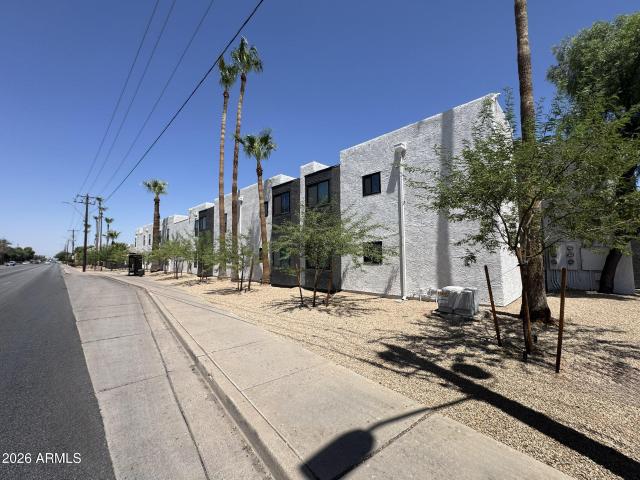 3738 e mcdowell road # 111
