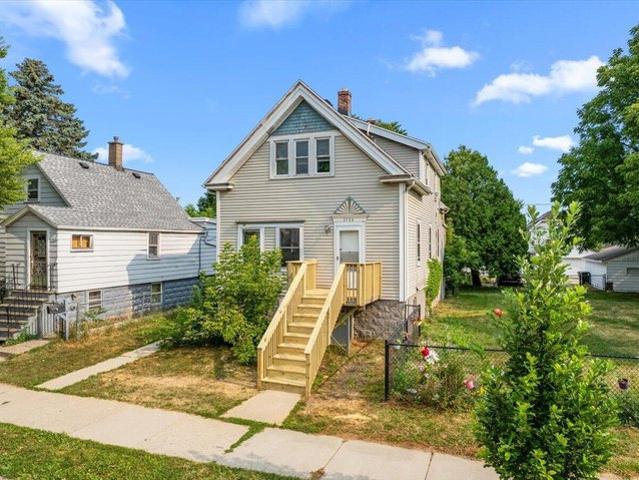 3738 E Pulaski Ave, Cudahy, WI 53110