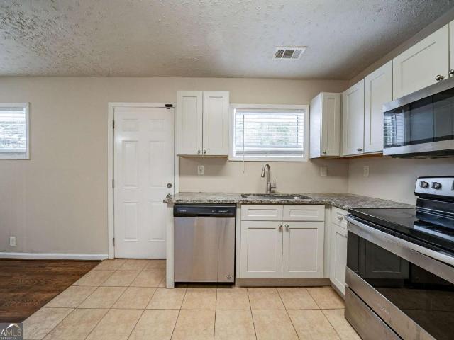 3738 Larkspur Terrace