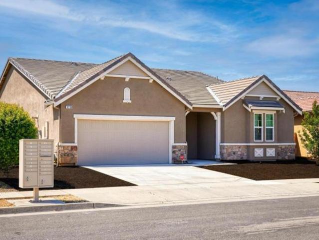 3738 Zeppelin Ln, Stockton, CA 95212