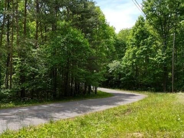3738T Crowe Cir, Soddy Daisy, TN 37379