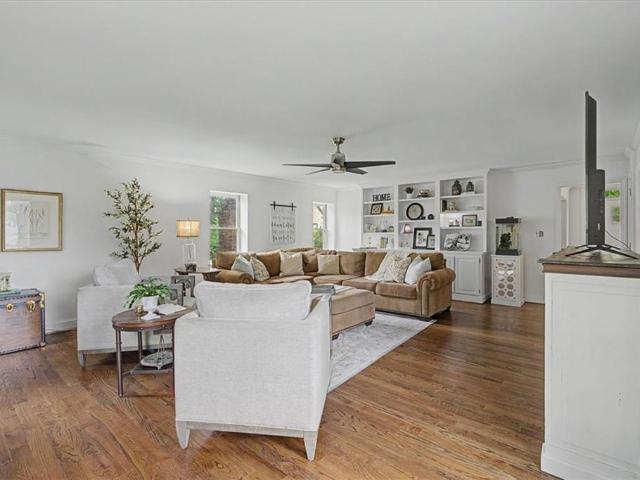 3730 Creekstone Way