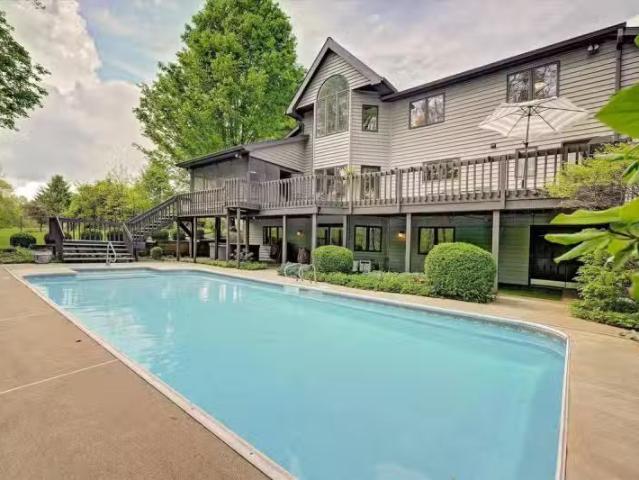 3730 E Devonshire Court, Bloomington, IN 47408