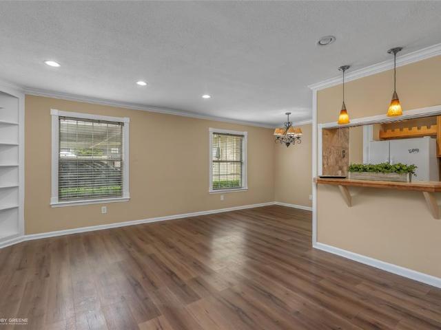 3730 Fairfield Avenue # 135