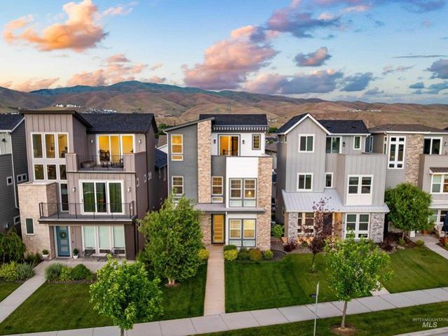 3730 S Millbrook Way, Boise, ID 83716