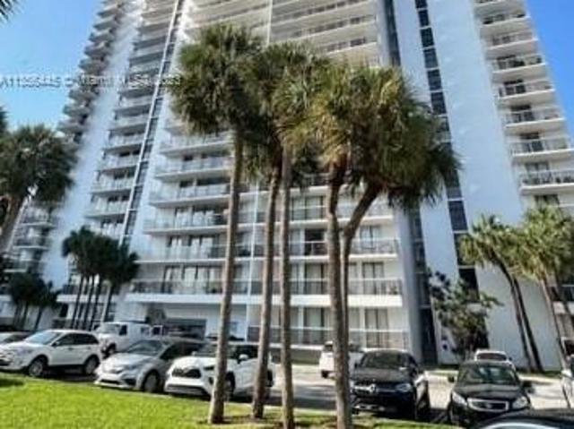 3731 Country Club Dr N #2225, Aventura, FL 33180