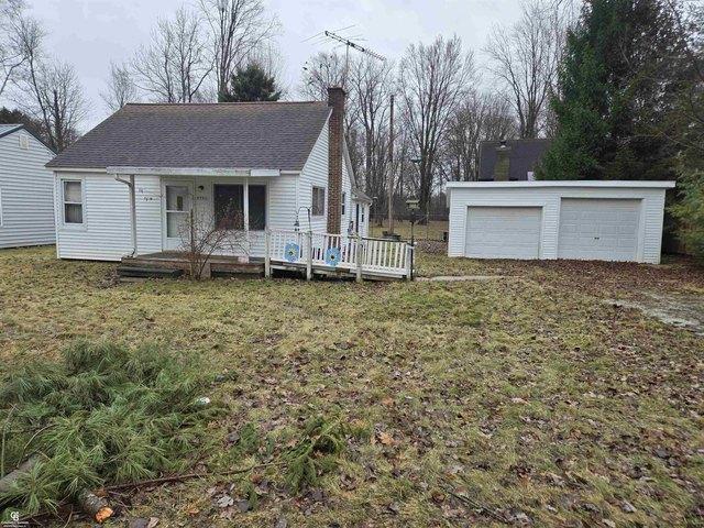3731 Huron Ct, Fort Gratiot, MI 48059