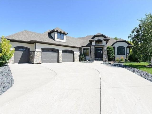 3731 Hidden Cir, West Fargo, ND 58078