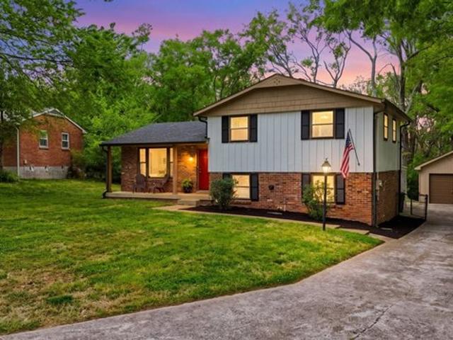 3731 Valley Ridge Dr, Nashville, TN 37211