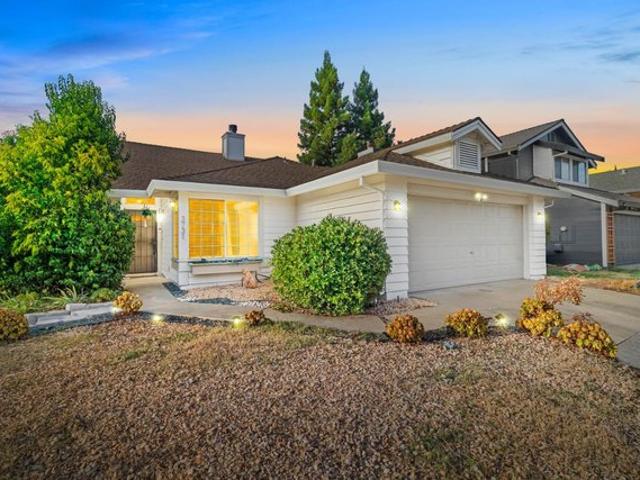 3731 Willow Bend Pl, Antelope, CA 95843