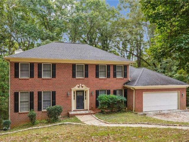 3732 Hollow Tree Ln SW, Lilburn, GA 30047