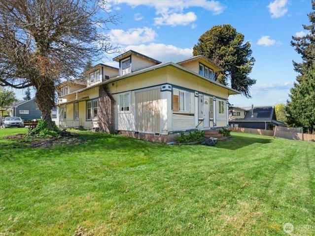 3732 Rockefeller Ave, Everett, WA 98201