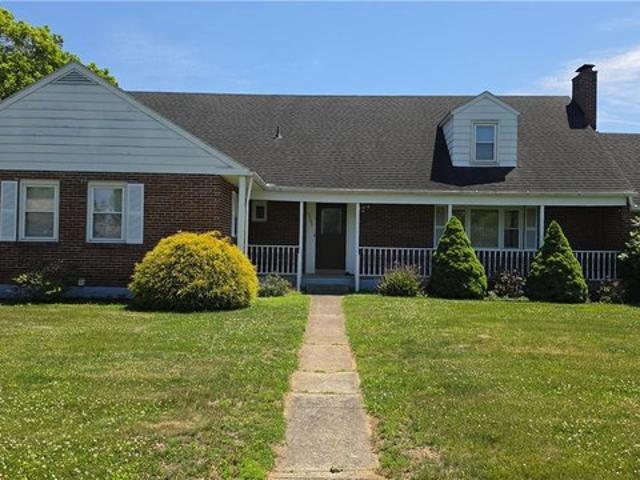 3732 Saucon Ave, Upper Saucon Township, PA 18034