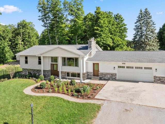 3733 E Long Lake Road