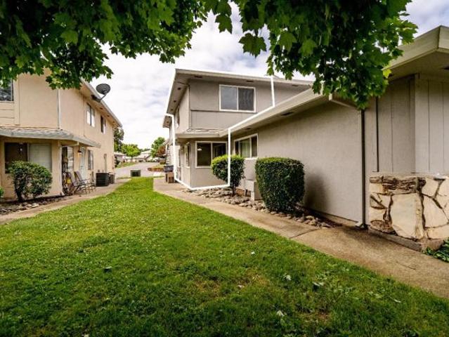 3733 Park Dr #3, Auburn, CA 95602